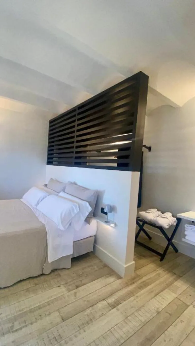 Hotel and Apartments in Begur | Cap Sa Sal BYPILLOW